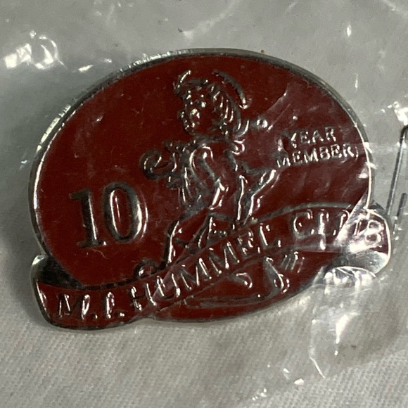 Vintage | Jewelry | Mi Hummel Club Collectors Year Member Pin | Poshmark